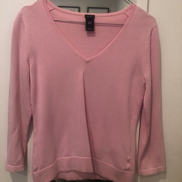 GAP | Tops | Pink Gap Sweater | Poshmark